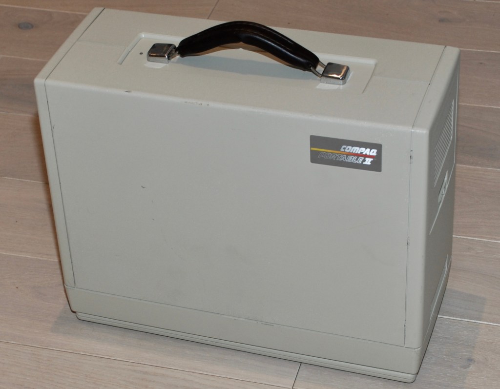 Compaq Portable II - Old Crap Vintage Computing
