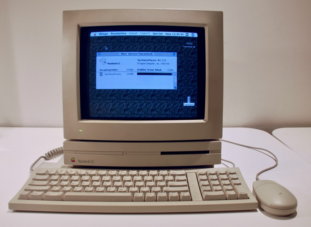 Macintosh LC - Old Crap Vintage Computing