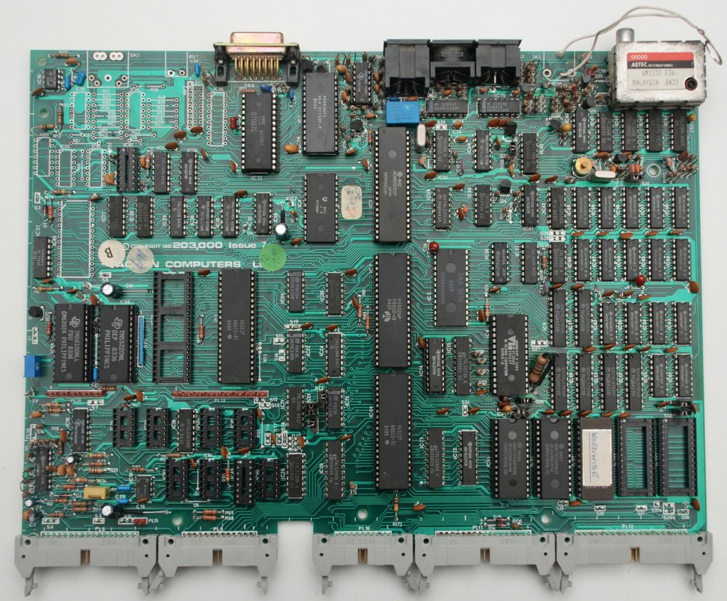 BBC Micro Model B - Old Crap Vintage Computing