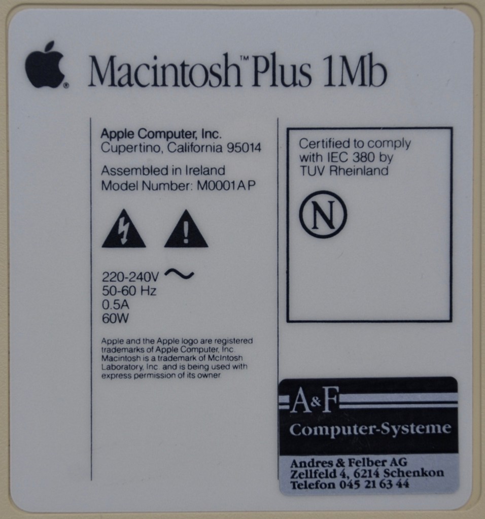 Macintosh Plus - Old Crap Vintage Computing