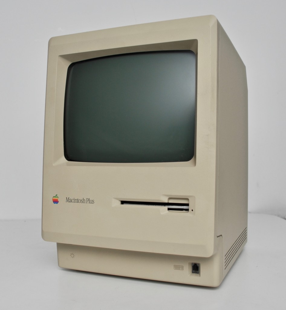 Macintosh Plus - Old Crap Vintage Computing