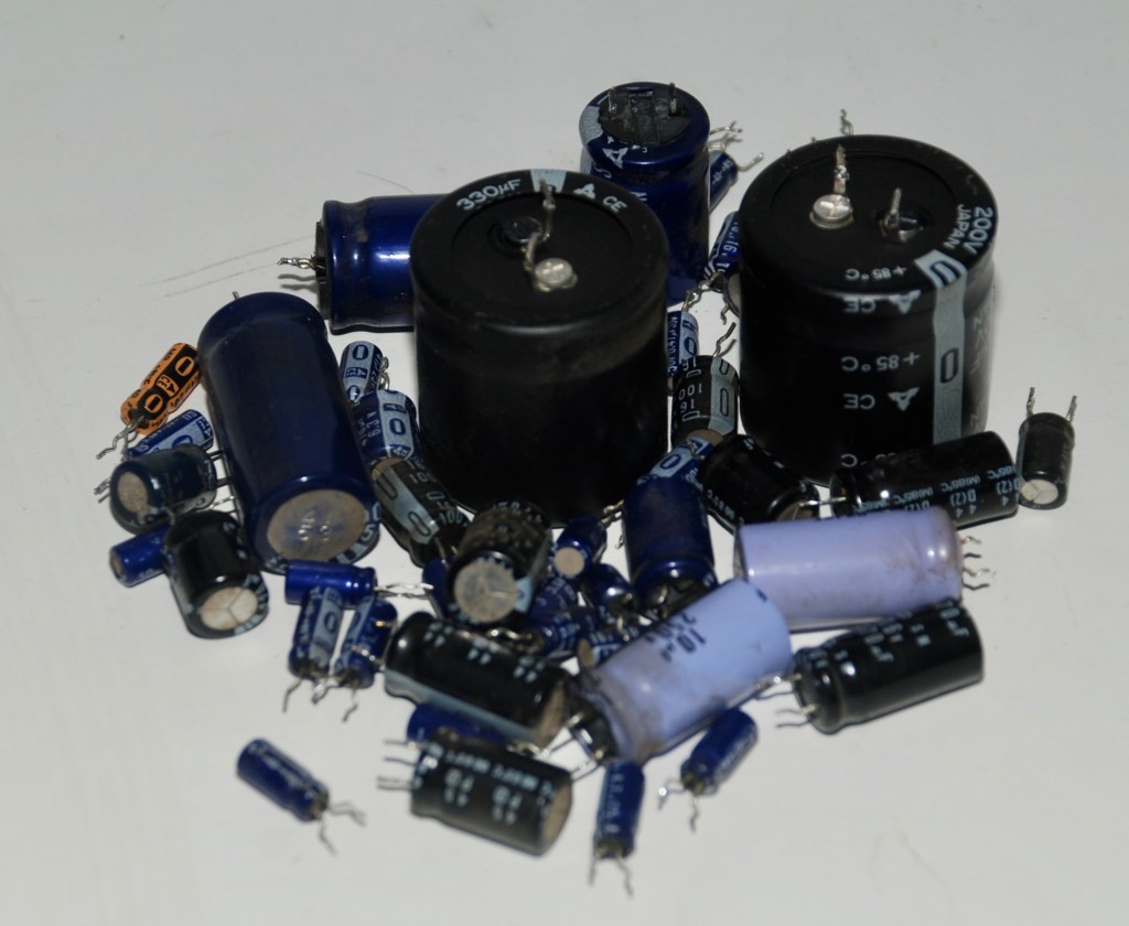 Commodore 1701 - Old Crap Vintage Computing