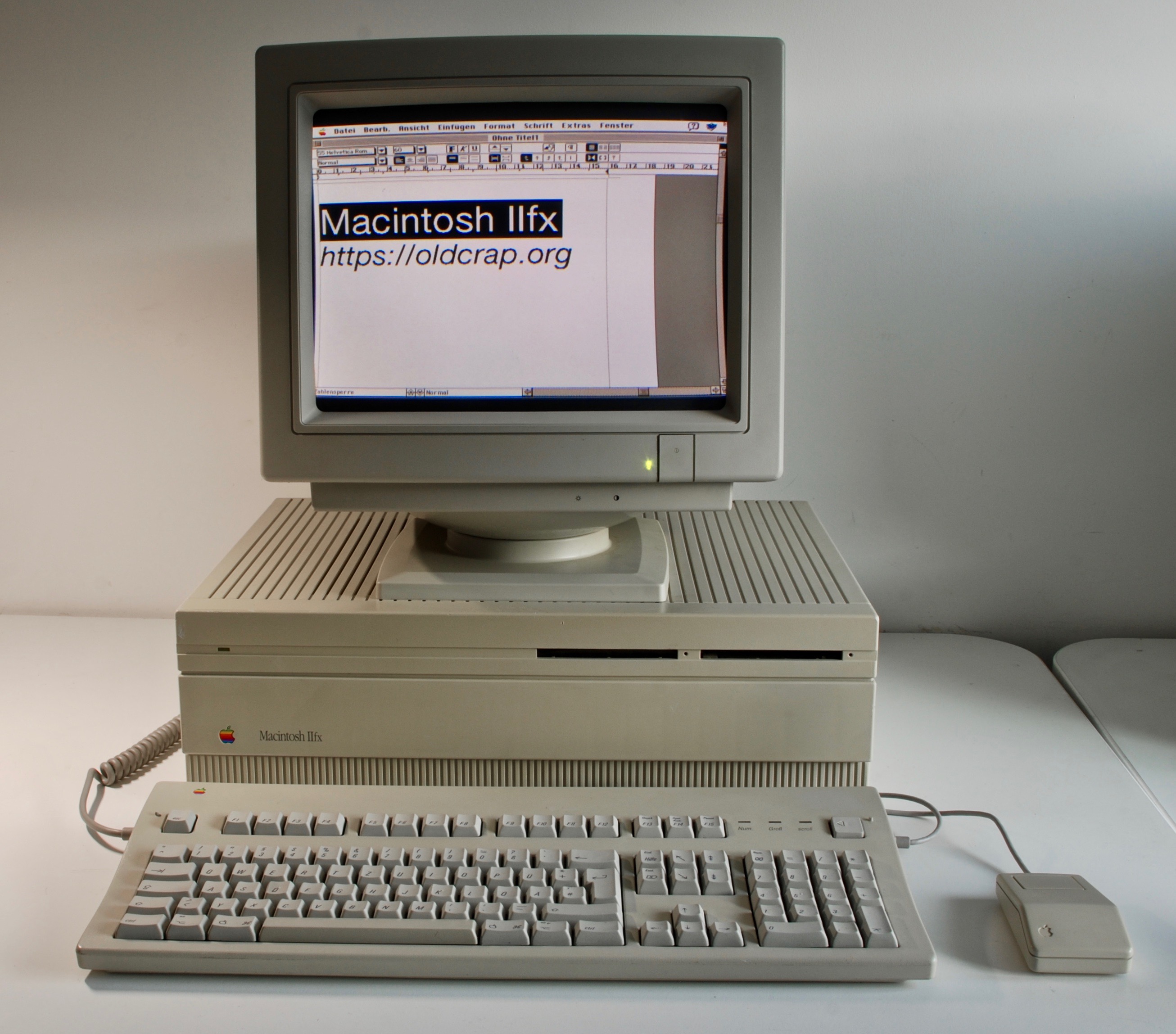 Macintosh IIfx - Old Crap Vintage Computing