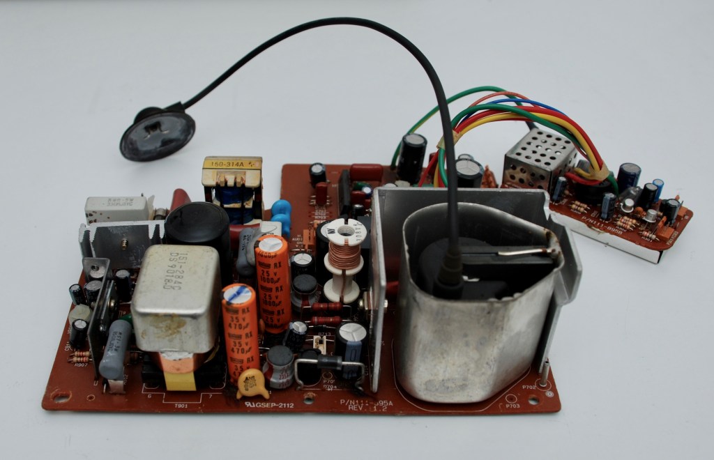 Atari SM124 Monitor - Old Crap Vintage Computing