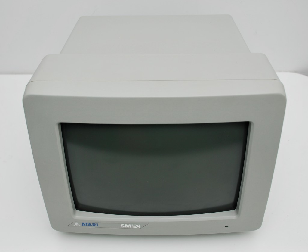 Atari SM124 Monitor - Old Crap Vintage Computing