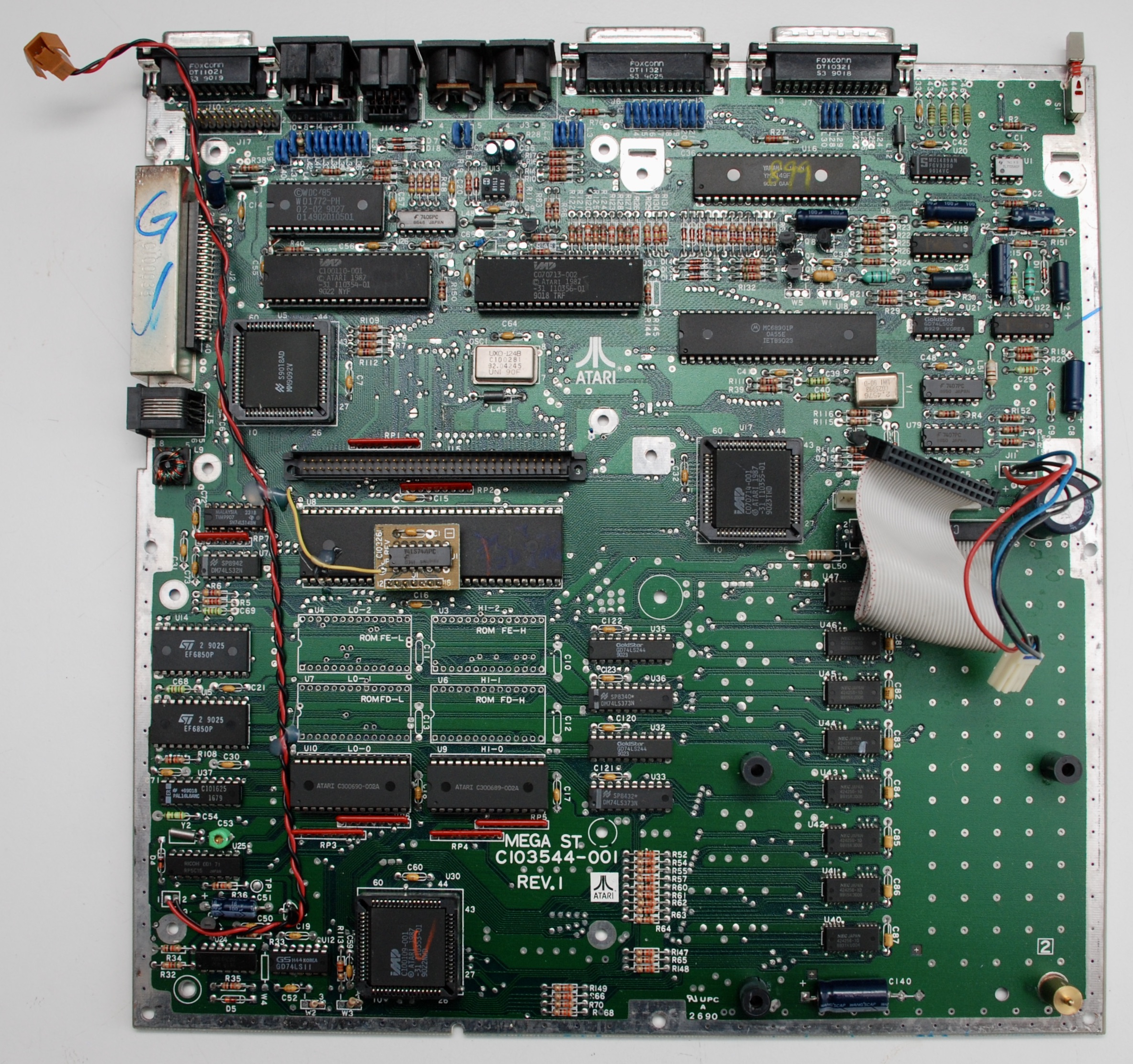 Atari Mega 1 ST - Old Crap Vintage Computing