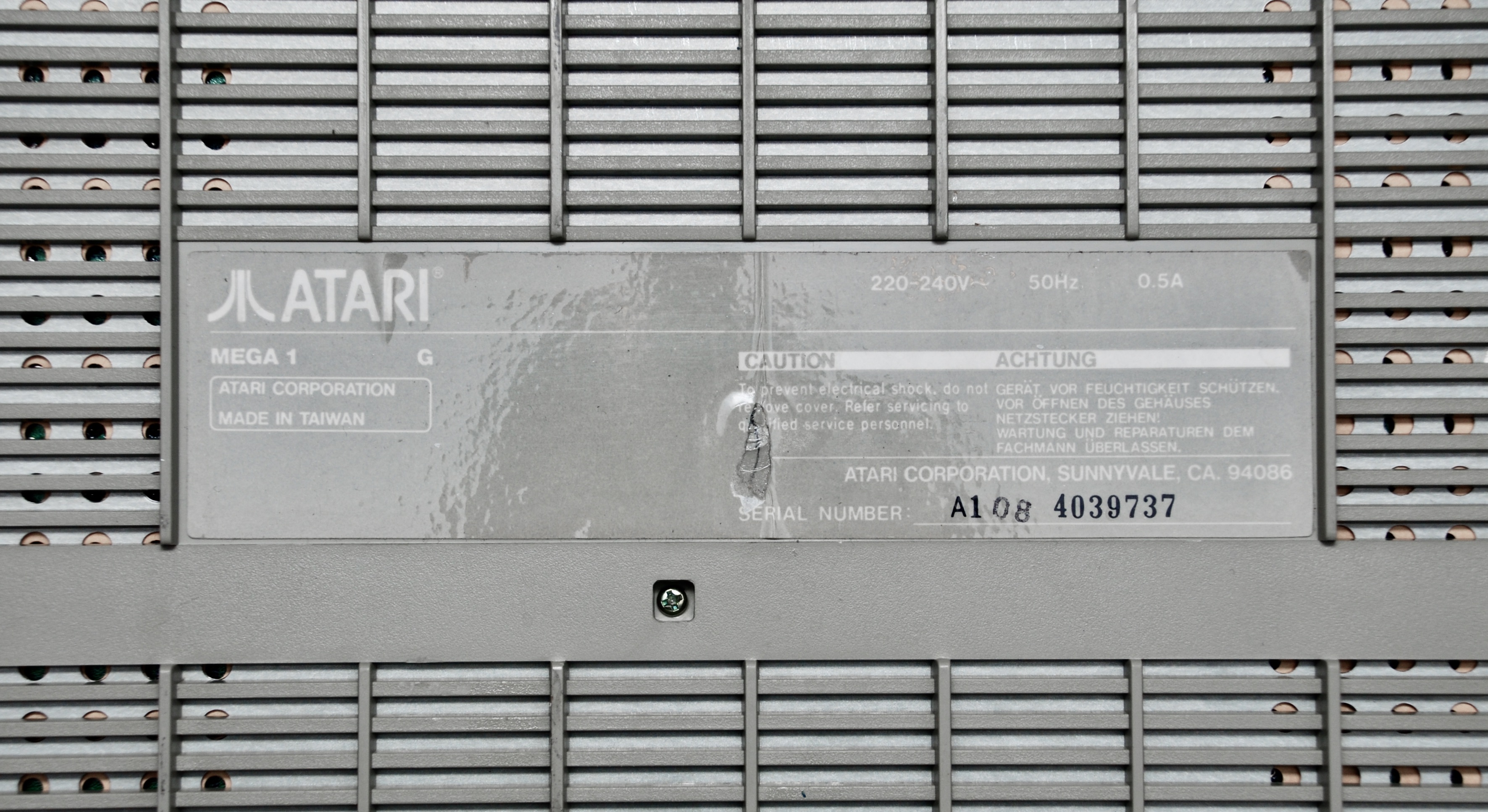 Atari Mega 1 ST - Old Crap Vintage Computing