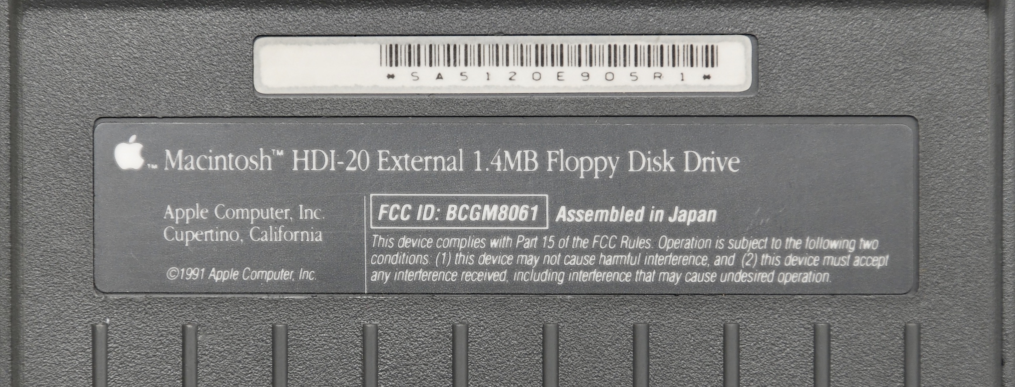 Macintosh HDI-20 External FDD - Old Crap Vintage Computing