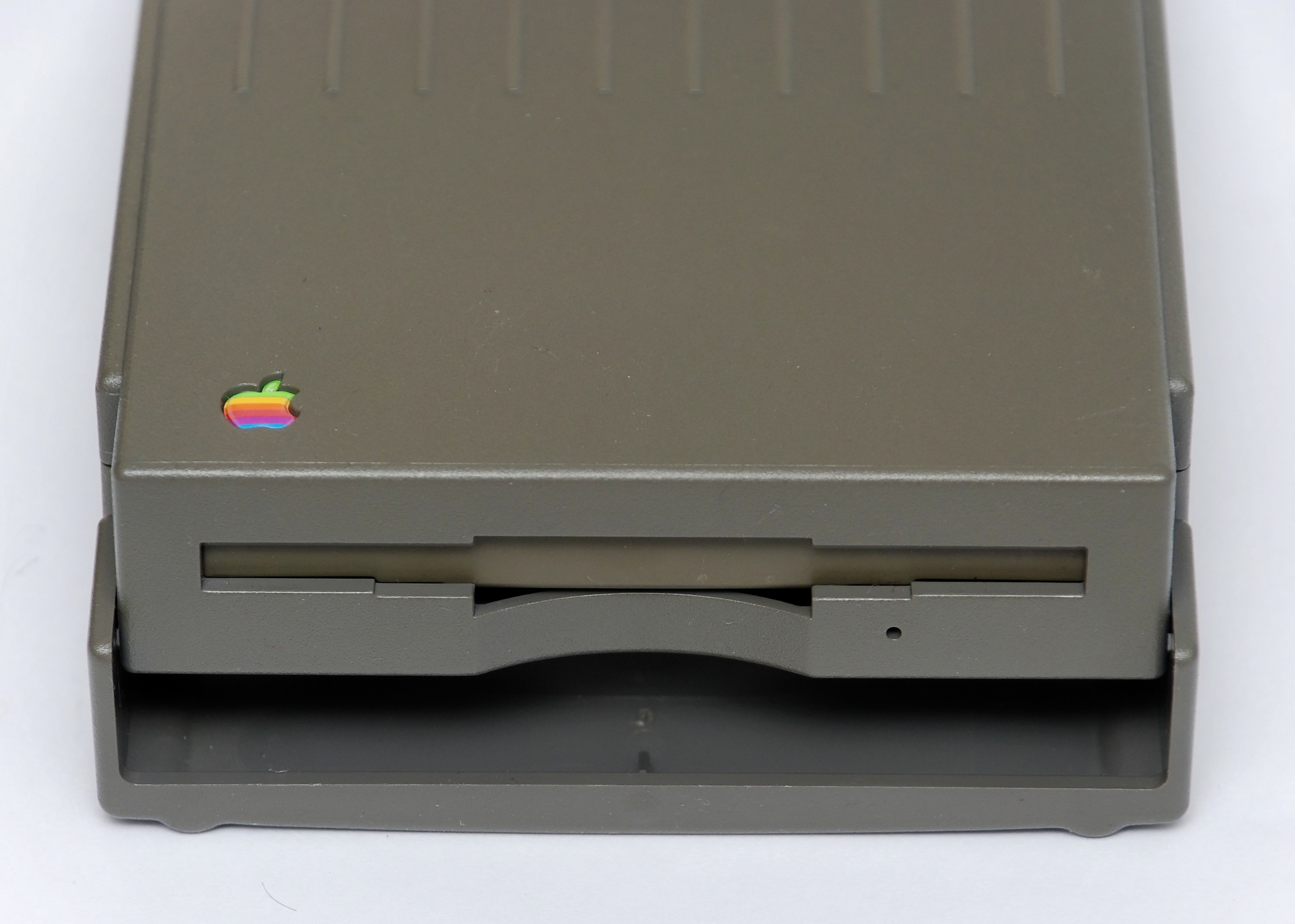 Macintosh HDI-20 External FDD - Old Crap Vintage Computing