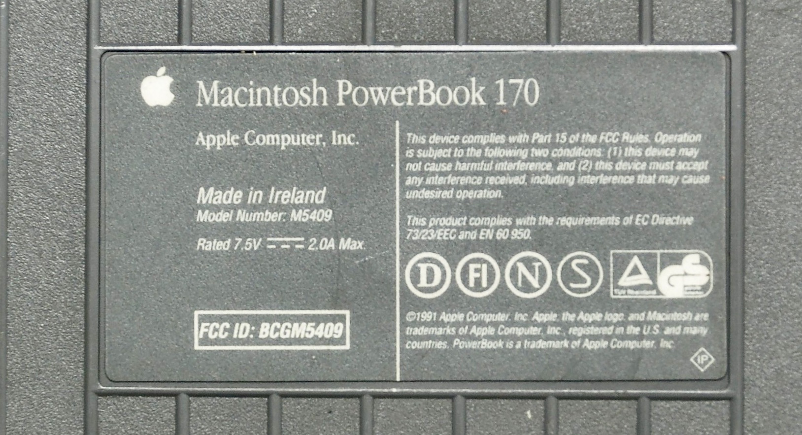 Apple Macintosh Powerbook 170 - Old Crap Vintage Computing