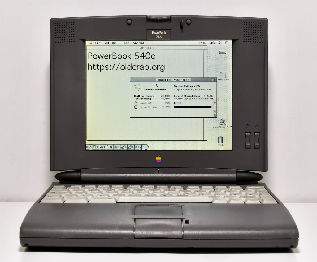Apple Macintosh Powerbook 540c - Old Crap Vintage Computing