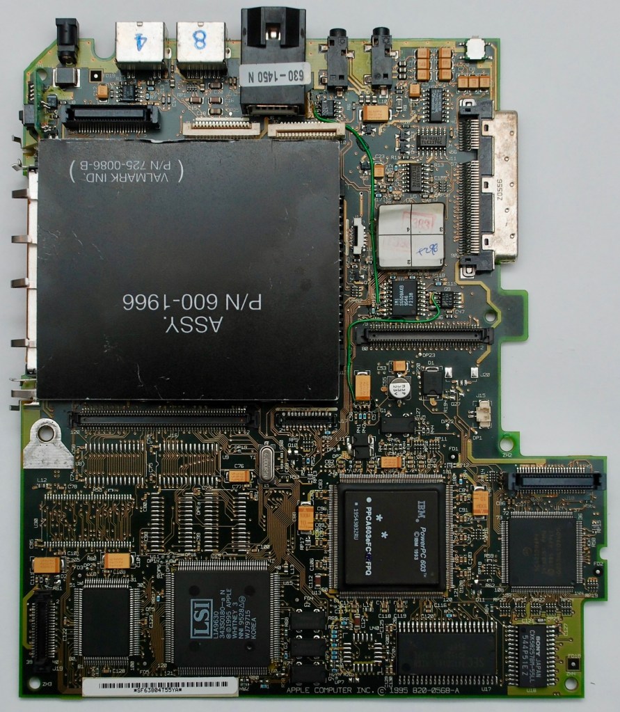 Apple Macintosh Powerbook 5300cs - Old Crap Vintage Computing