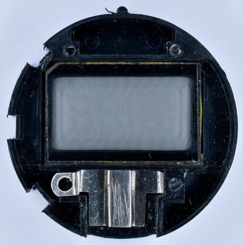 Model A - Commodore LCD Watch - Men's, Round - Old Crap Vintage Computing