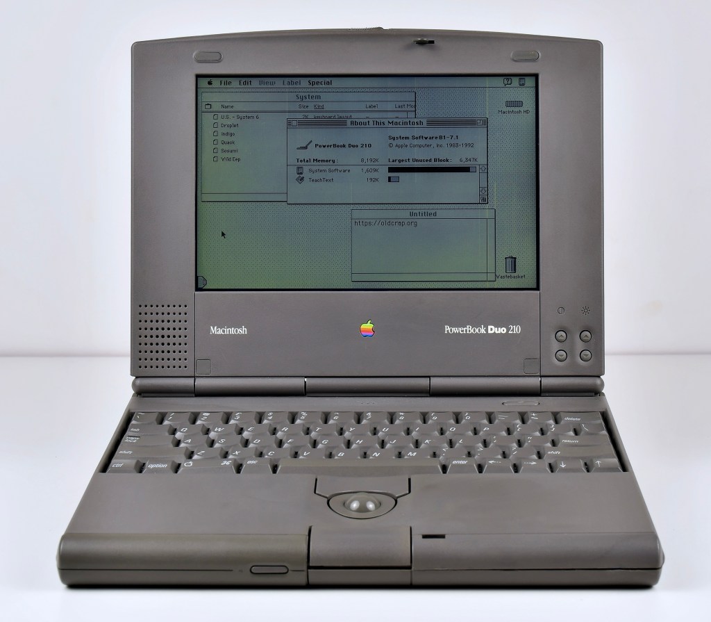 Apple Macintosh PowerBook Duo 210 - Old Crap Vintage Computing