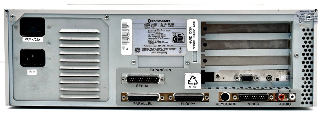 Amiga 4000 - Old Crap Vintage Computing